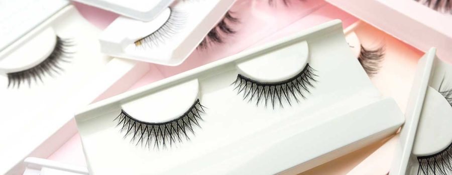 The Hidden Dangers of Fake Eyelashes - Non-Toxic Dad
